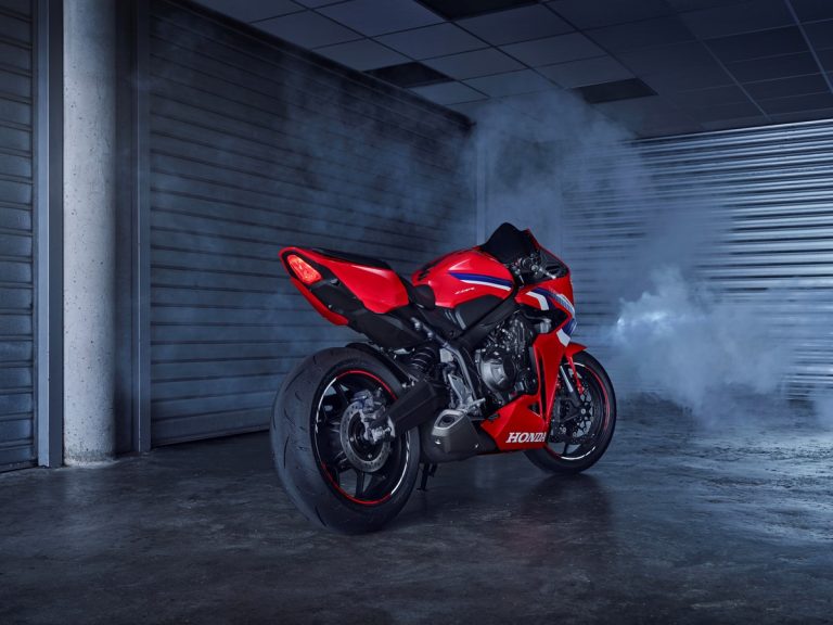Honda CBR 650 R | Ficha técnica, precio y financiación